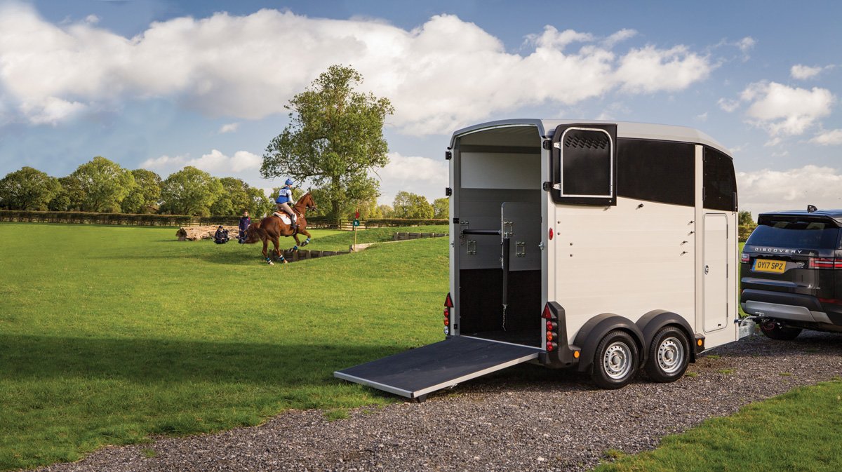 Ifor Williams HBX511 hestetrailer – Trailerbutikken